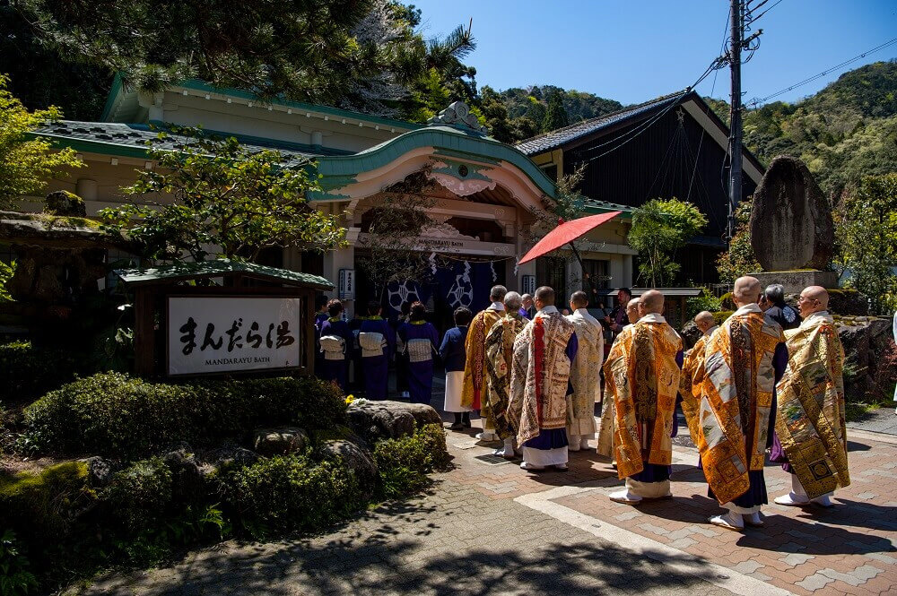 Visit Kinosaki – Best Onsen Town in Japan | The Official Site